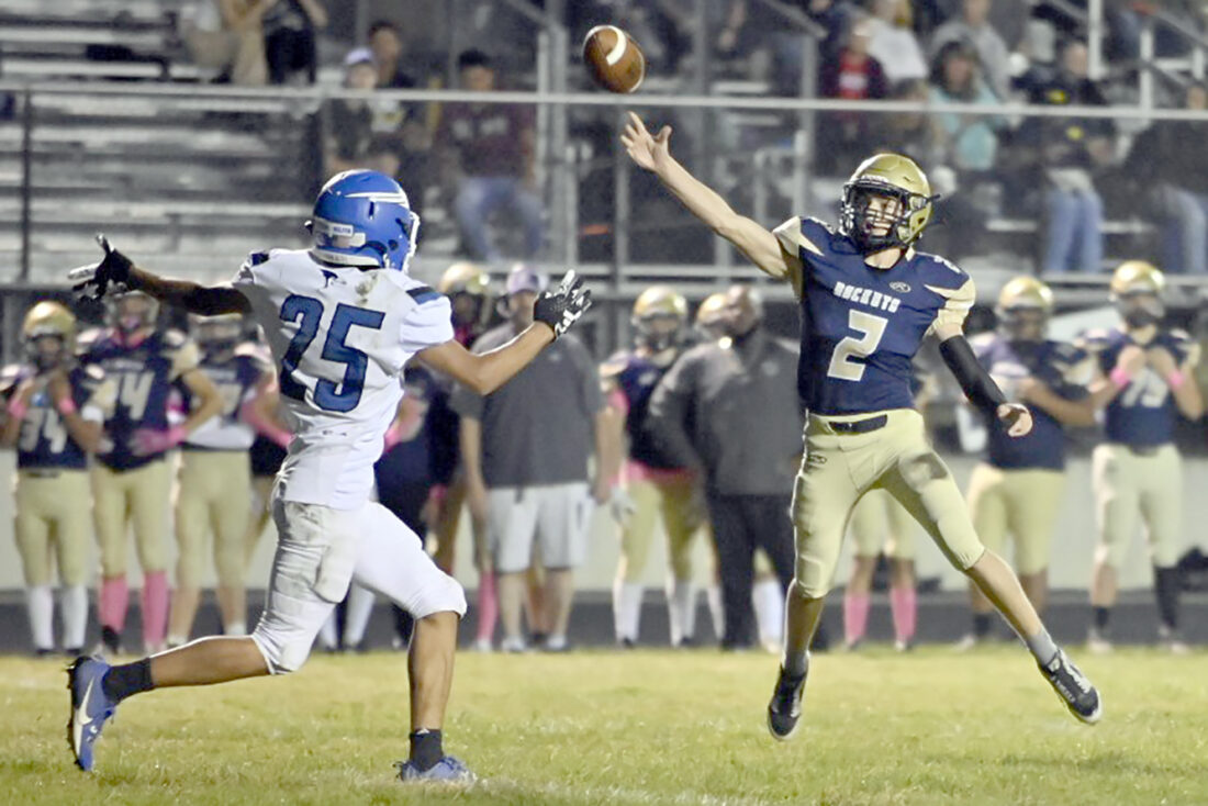 Lowellville keeps MVAC hopes alive with 35-14 win vs. Jackson-Milton ...